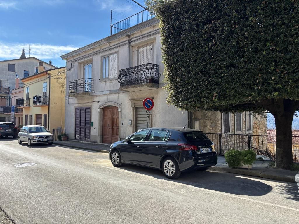 Buy the townhouse in Tufillo, Italy - price 41 749 euro, 163 m² ...