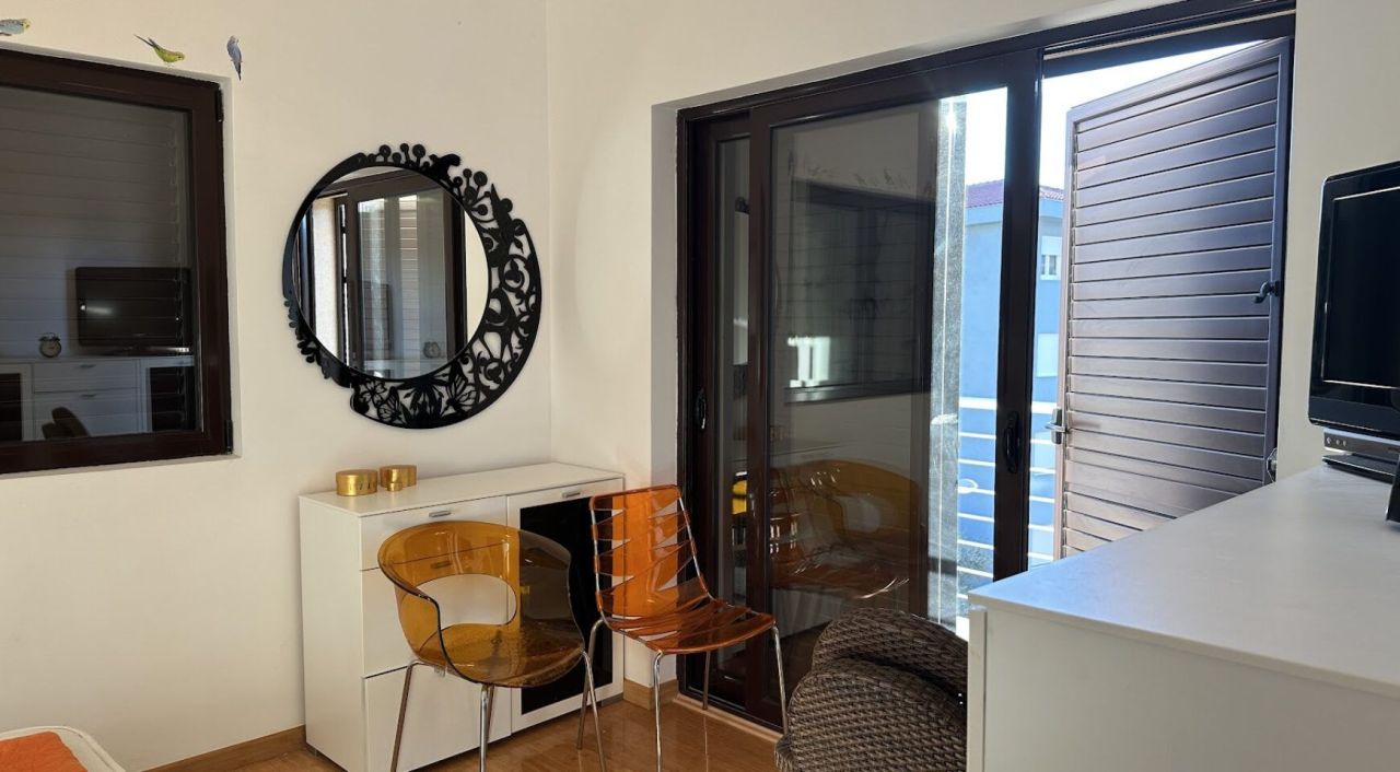 Buy the flat in Becici, Montenegro - price 264 000 euro, 110 m² ...