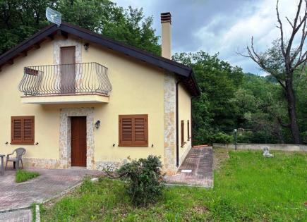 Propriété à vendre à Vieste, Italie – Prianproperty.com